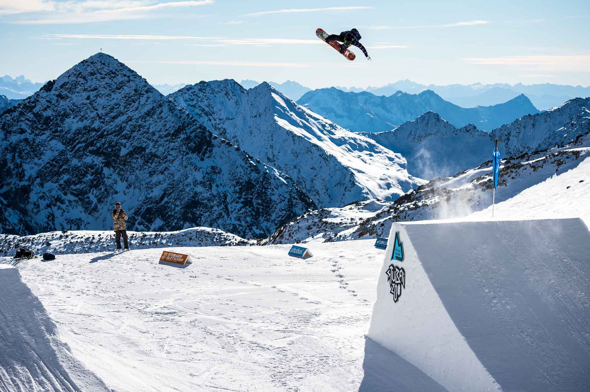 Stubai Glacier Resort Guide - World Snowboard Guide