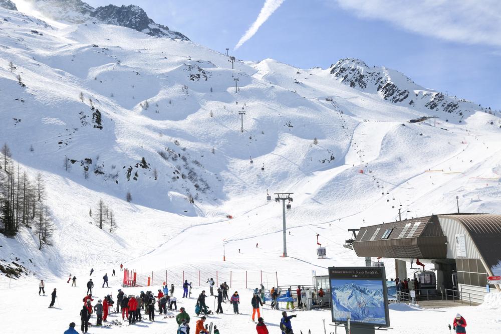 Chamonix riding guide - World Snowboard Guide