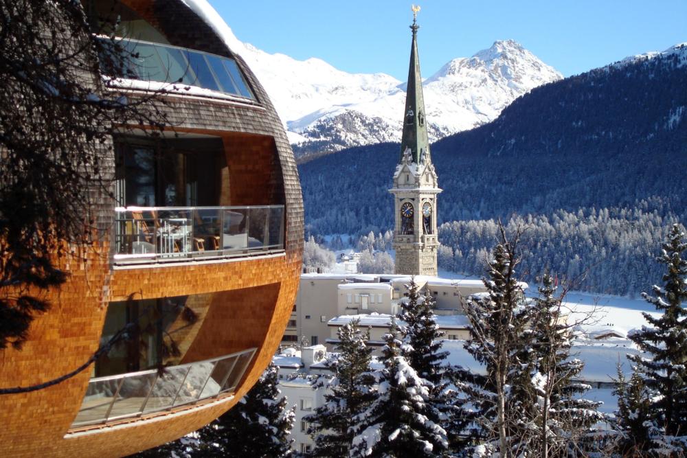 St Moritz town guide - World Snowboard Guide