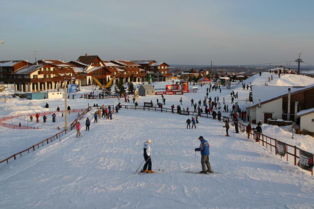 Volen and Stepanovo Resort Guide - World Snowboard Guide