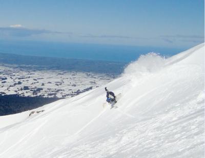 Manganui Ski Area Resort Guide - World Snowboard Guide