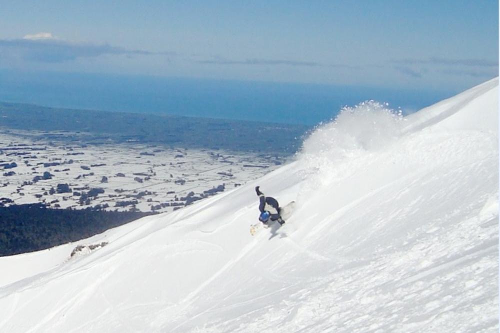 Manganui Ski Area Resort Guide - World Snowboard Guide