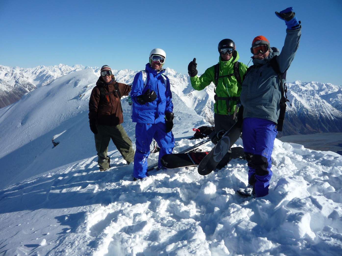Alpine Adventures launches heli-ski and surf tour! - World Snowboard Guide